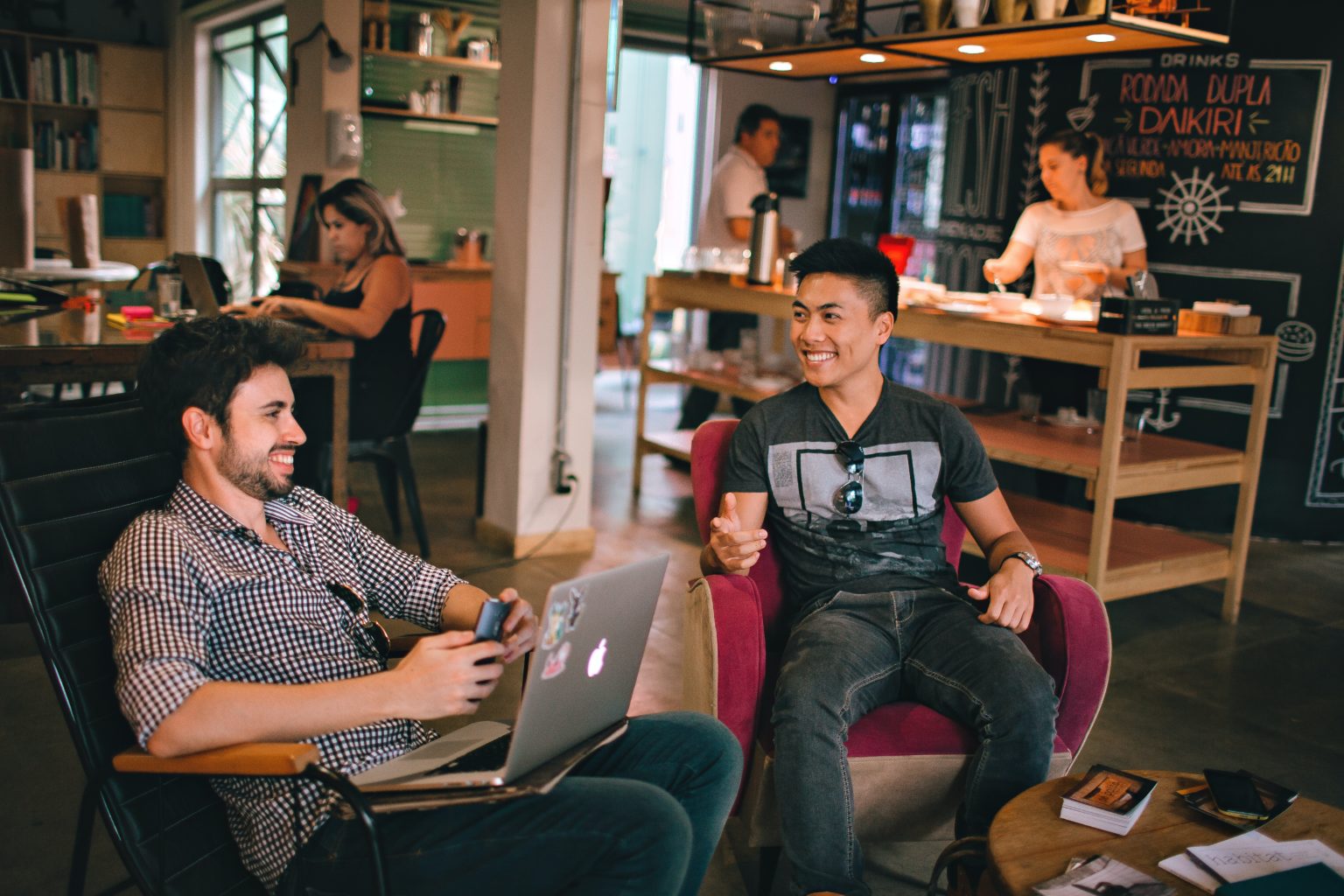 Creating Touchdown Spaces In Your Office : ProfTech Workplace Solutions